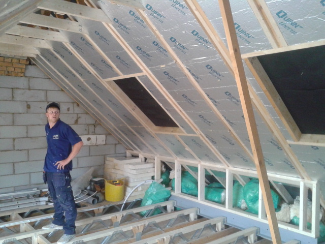 Mr & Mrs P, Barton Seagrave - Abbey Builders